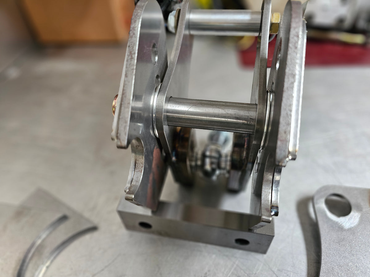 Universal Leaf Spring mounting box – Funkhouser Race Cars